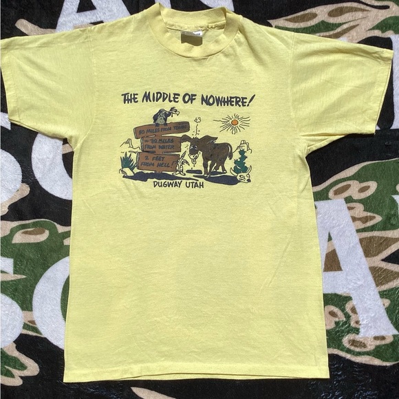 Hanes | Shirts | Vtg 8s The Middle Of Nowhere Dougway Utah ...